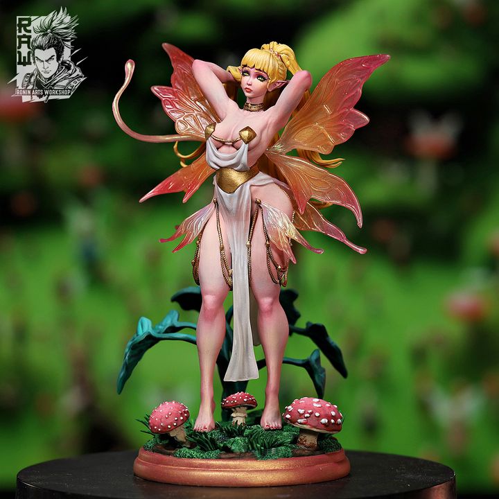 3D Printable Lynetta - Fairy Pin-Up (75mm and 120mm) by Ronin Arts Workshop