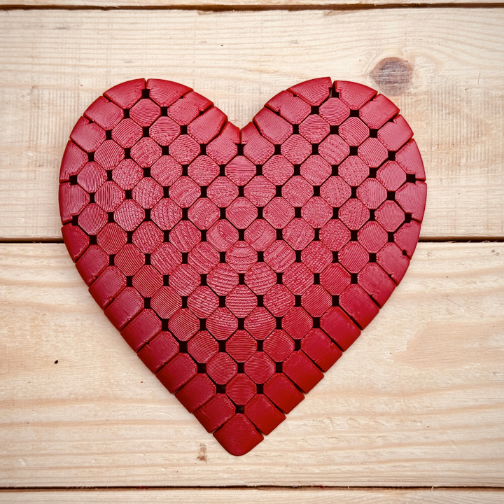 3D Printable Flexi Heart by ENIQUE3D