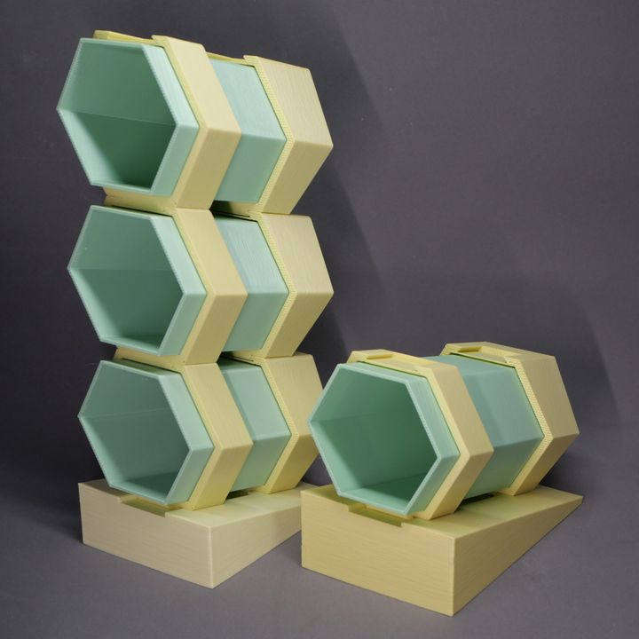 3D Printable Stackable - Modular Pencil Holder by Isabell T.