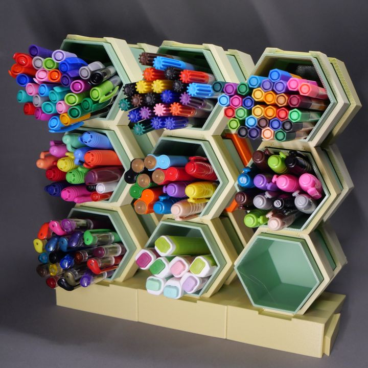 3D Printable Stackable - Modular Pencil Holder by Isabell T.