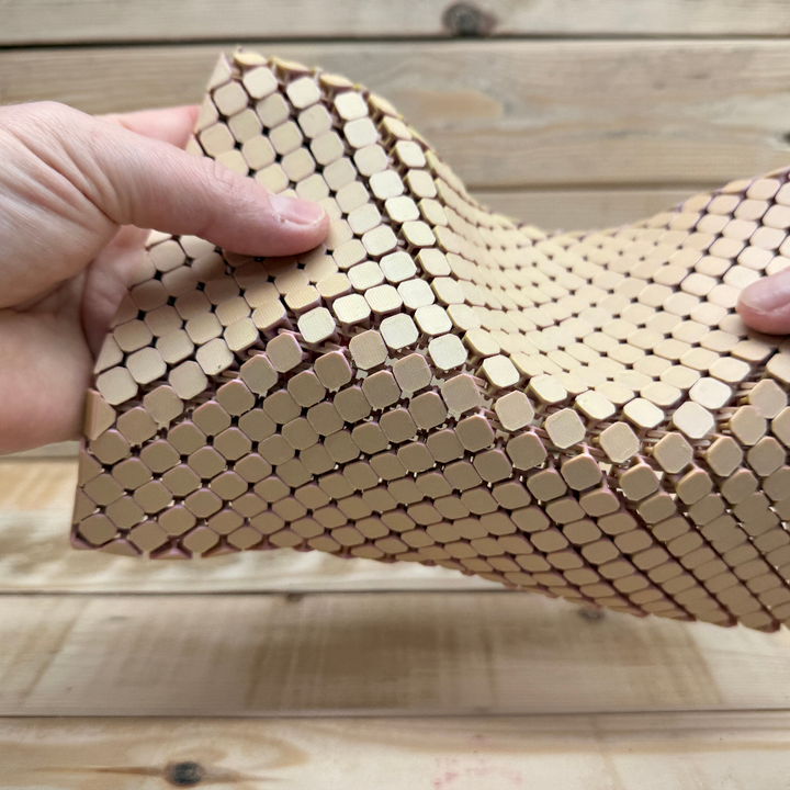 3D Printable Full Build Plate Flexi (plus bonus pocket size) by ENIQUE3D