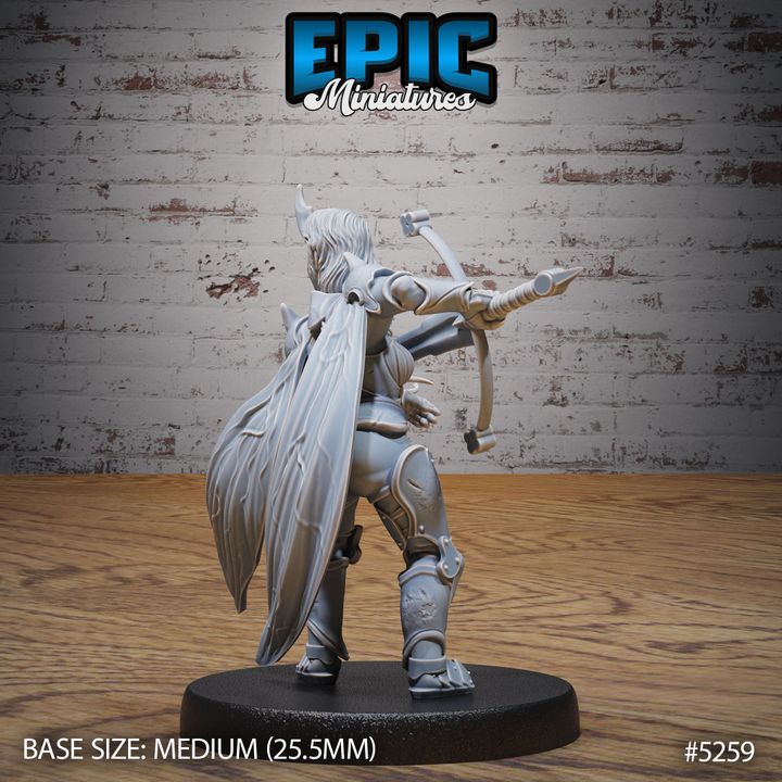 3D Printable Insect Knight Lady Stance / Insectoid Warrior / Forest ...