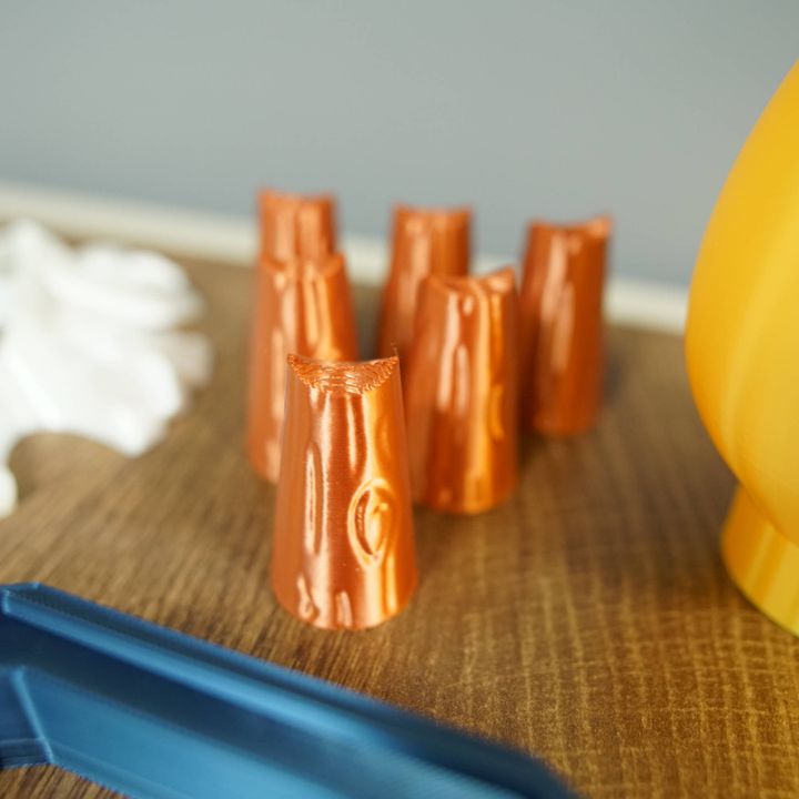 3D Printable Campfire table lamp by UncleRay3Dprint