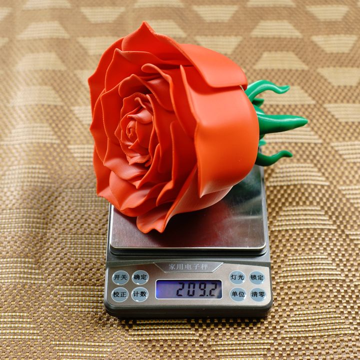 3D Printable 3D Printable Blooming Roses by UncleRay3Dprint
