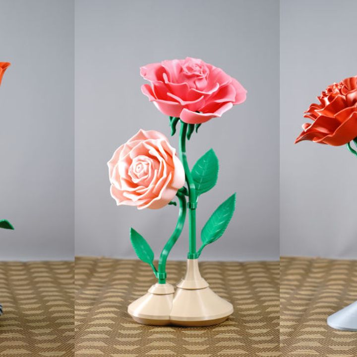 3D Printable 3D Printable Blooming Roses by UncleRay3Dprint