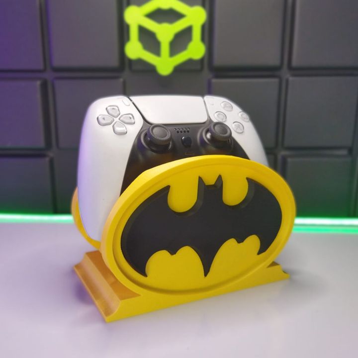 3D Printable BATMAN LOGO - CONTROLLER HOLDER by Aslan