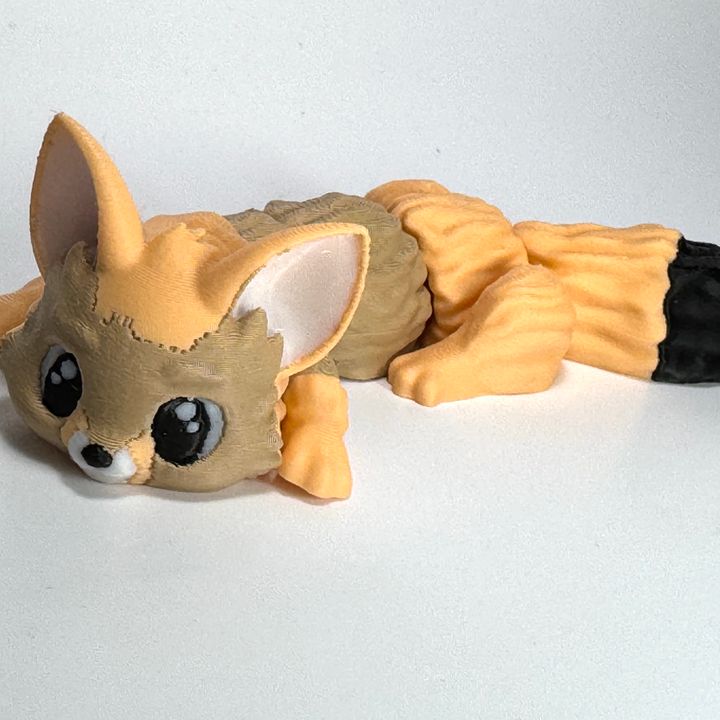 3D Printable Articulated Arctic & Fennec Foxes by Teal Cat Creative