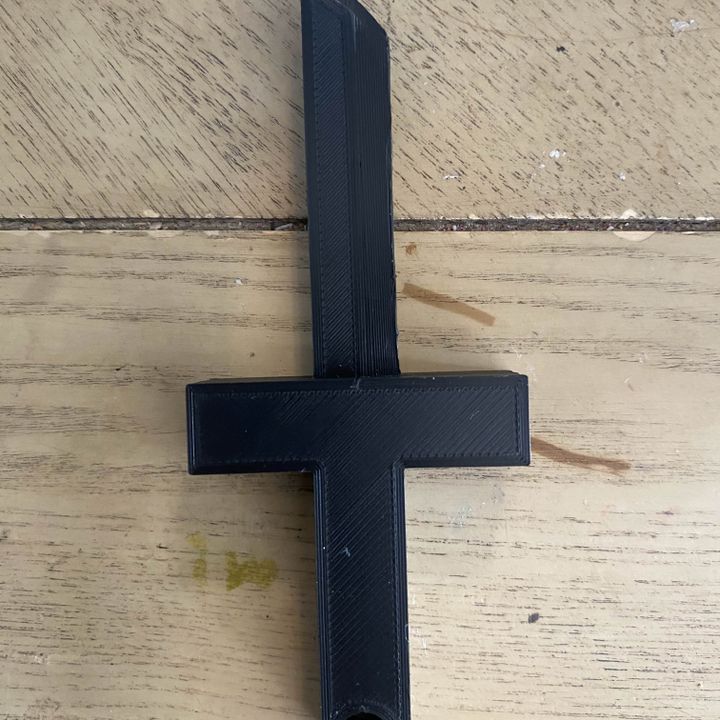 3D Printable Mihawk necklace dagger by TheCerberusOni