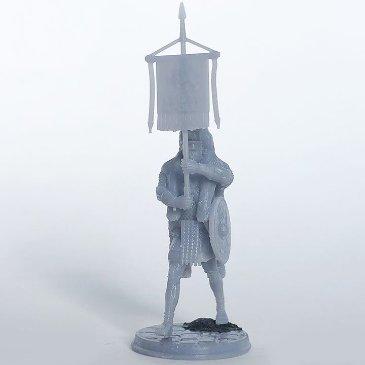 3D Printable S.P.Q.R. - EAGLE OF THE LEGION - VEXILLARIUS 1 by ARTMARKEVYCH