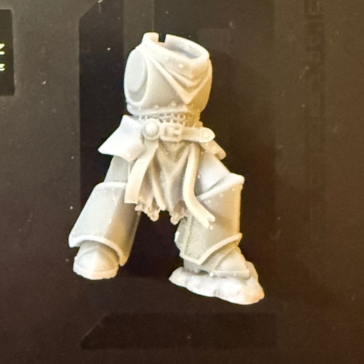 3D Printable X10 voidborn knights by Mael