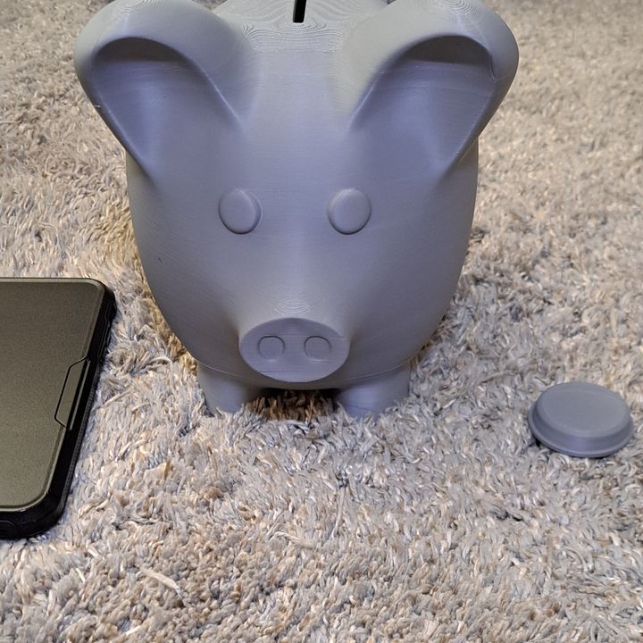3D Printable Classic Piggy Bank by Devon