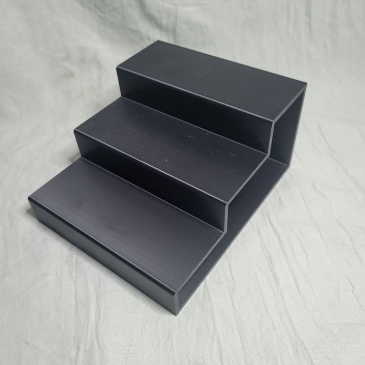 3D Printable Bookshelf Riser by Nicholas Diaz