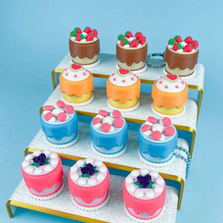 3D Printable Clicker Cake Keychain, 🍰 5 varieties, Pi-Day, Clicky Toy ...