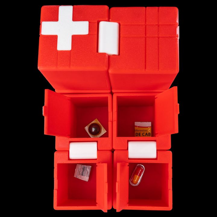 3D Printable Infinity Medikit by Stlflix