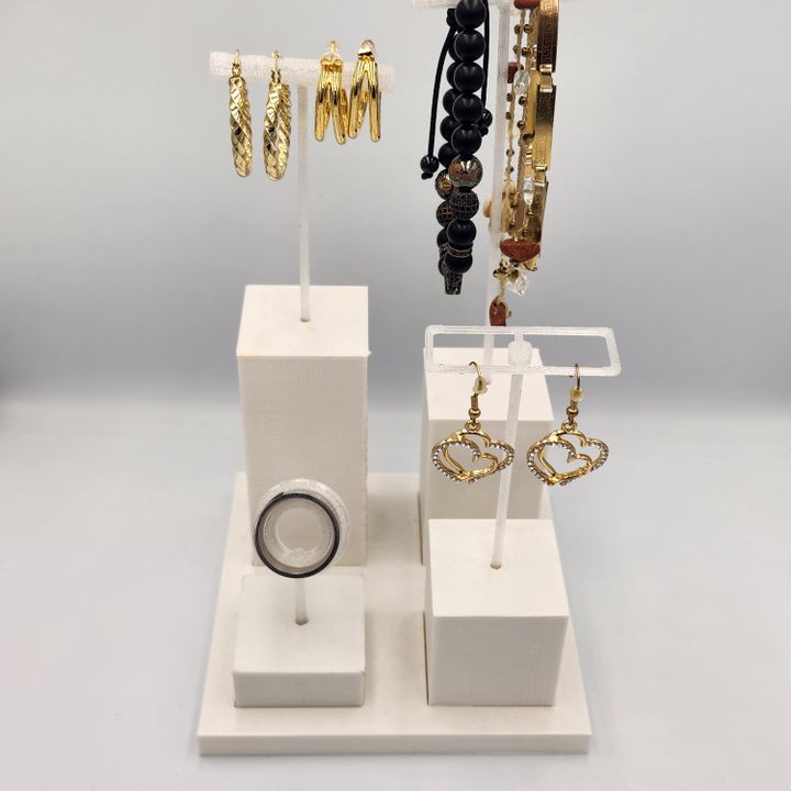 3D Printable Jewelry Display (4 bars) by ocram3000