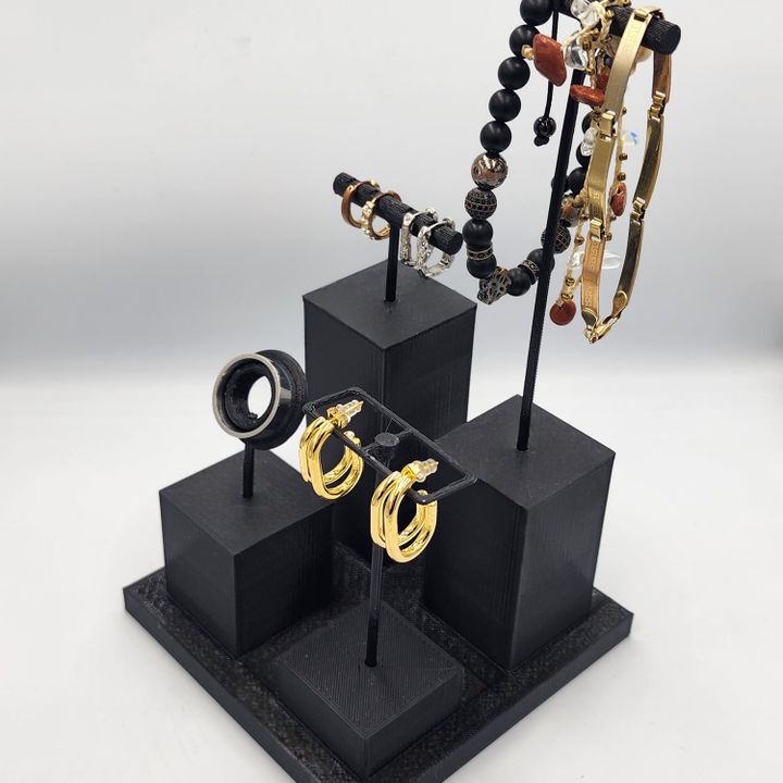 3D Printable Jewelry Display (4 bars) by ocram3000
