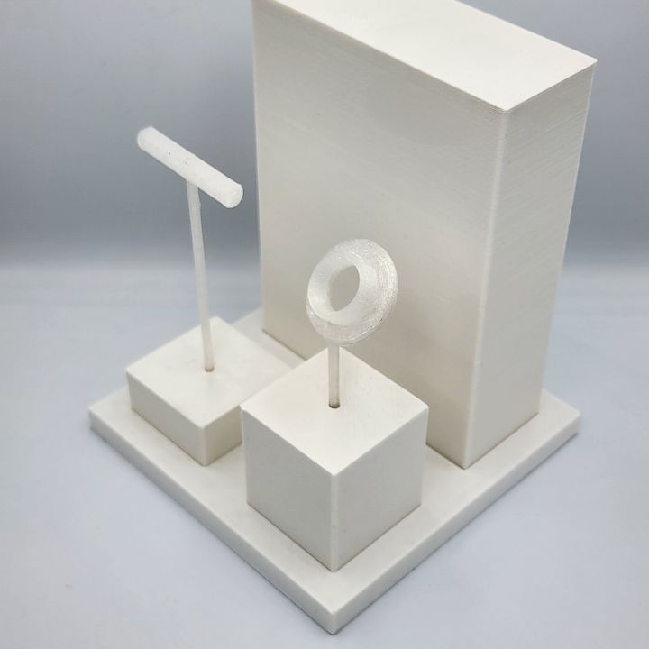 3D Printable Jewelry Display (3 bars) by ocram3000