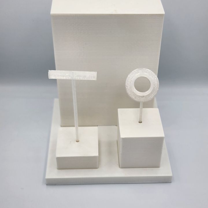 3D Printable Jewelry Display (3 bars) by ocram3000