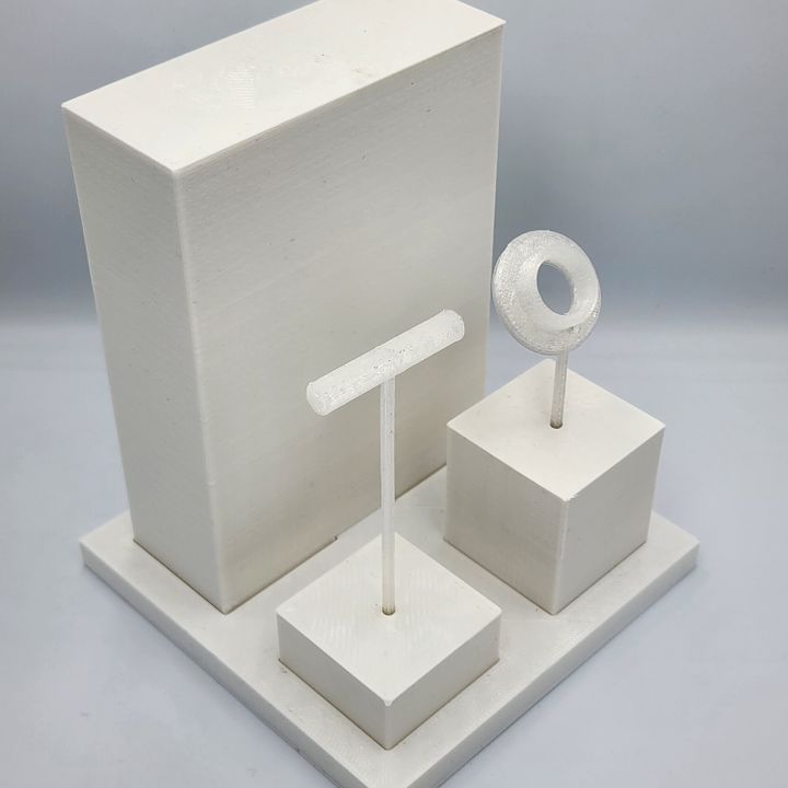 3D Printable Jewelry Display (3 bars) by ocram3000