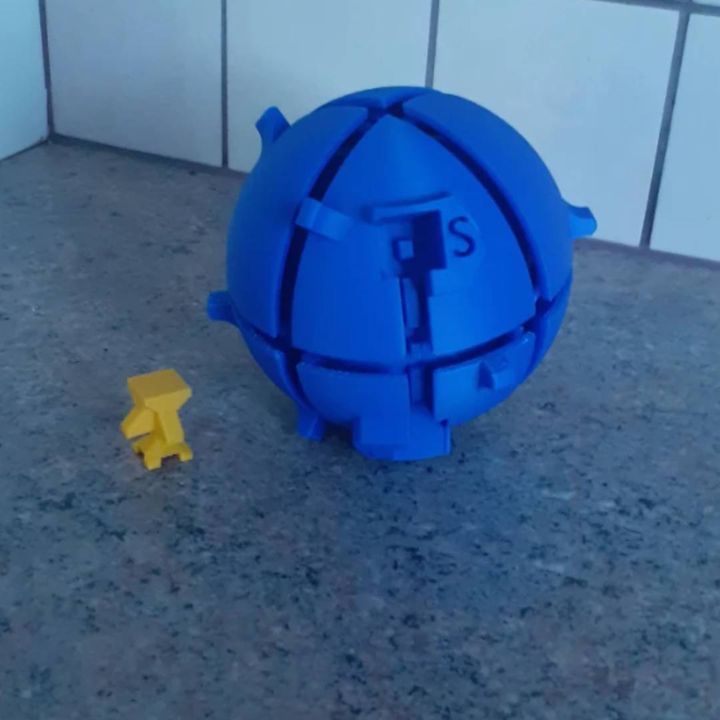 3D Printable Sphere Maze Level 1 by Mazetropolis