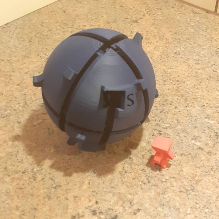 3D Printable Sphere Maze Level 4 by Mazetropolis