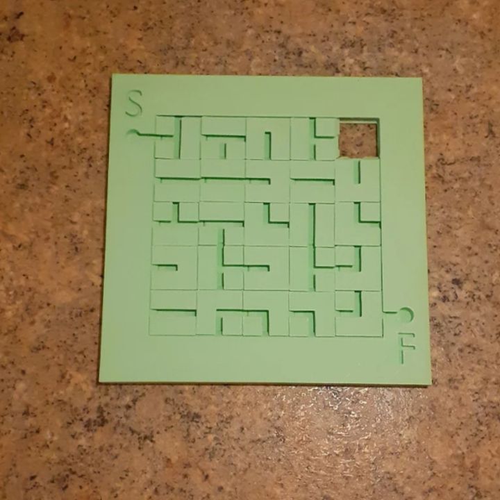 3D Printable Slider Maze Level 4 by Mazetropolis