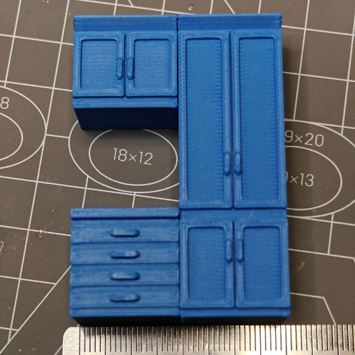 3D Printable Sims-style kitchen cabinets by Clay D