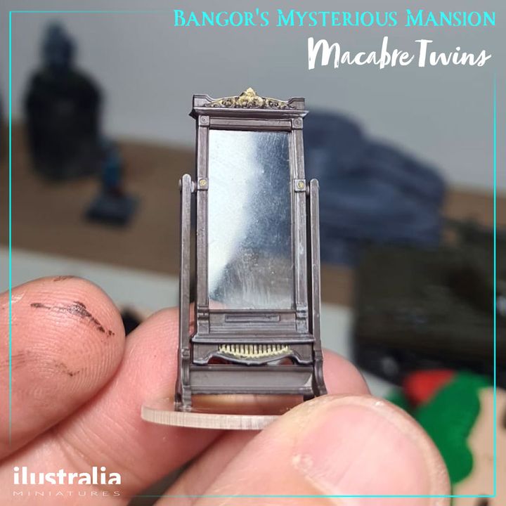 3D Printable Macabre Twins and Mirror by ilustralia miniatures