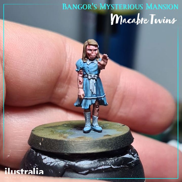 3D Printable Macabre Twins and Mirror by ilustralia miniatures