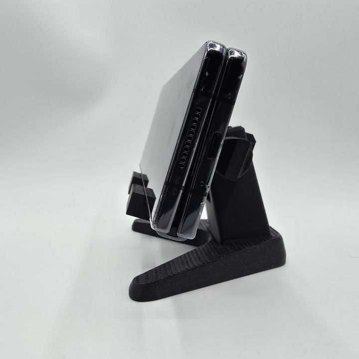 3D Printable Simple Phone 'Monitor' Stand by Fillifuu