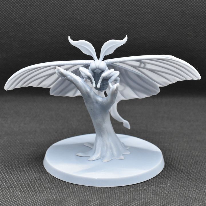 3D Printable Luna Moth by Diamond Force