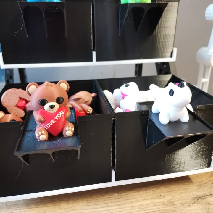 3D Printable Mini container mod for display shelf by BT3D&DeusCat