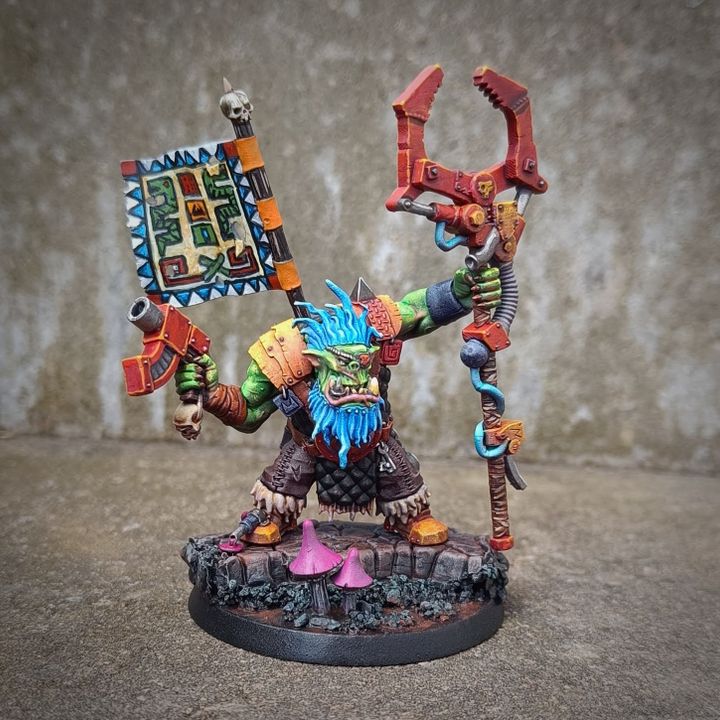 3D Print of Old Zod, da runt boss (pre-supported) by Silverloafer