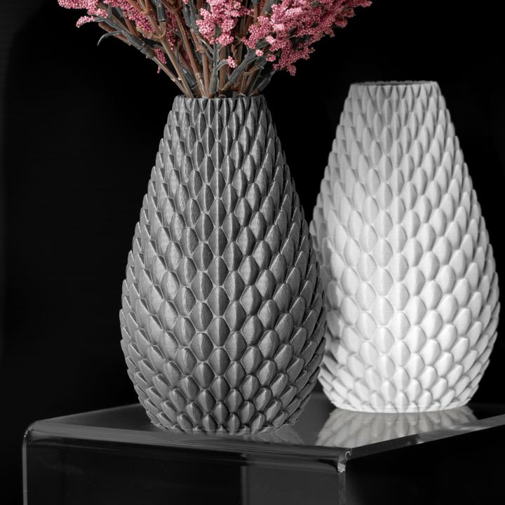 3D Printable Dragonscale Flower Vase 01 by MODERN MACHINE by MODERN MACHINE