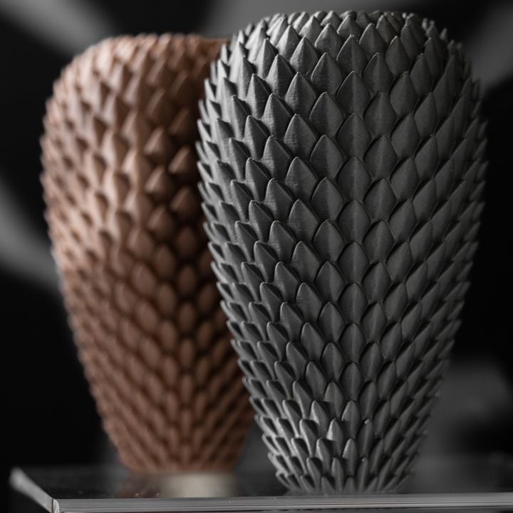 3D Printable Dragonscale Flower Vase 02 by MODERN MACHINE by MODERN MACHINE