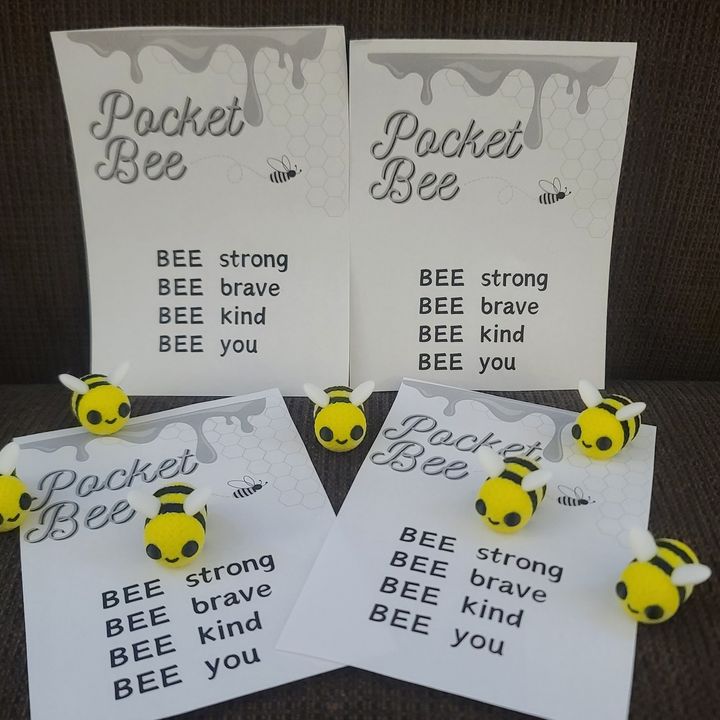 3D Printable Pocket Bee Encouraging Pocket Pet and Keychain with Card ...