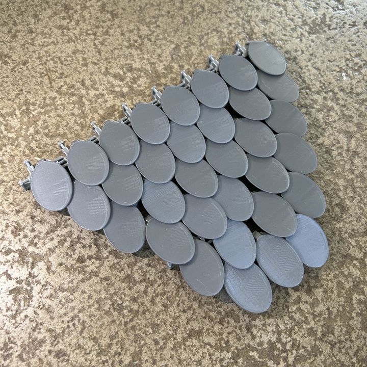 3D Printable Connectable Rounded Scale Plate by Propsmaker
