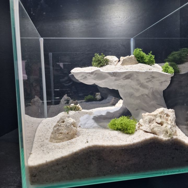 3D Printable Aquarium & Terrarium Tower Cliff Cave | Vertical Cliff ...