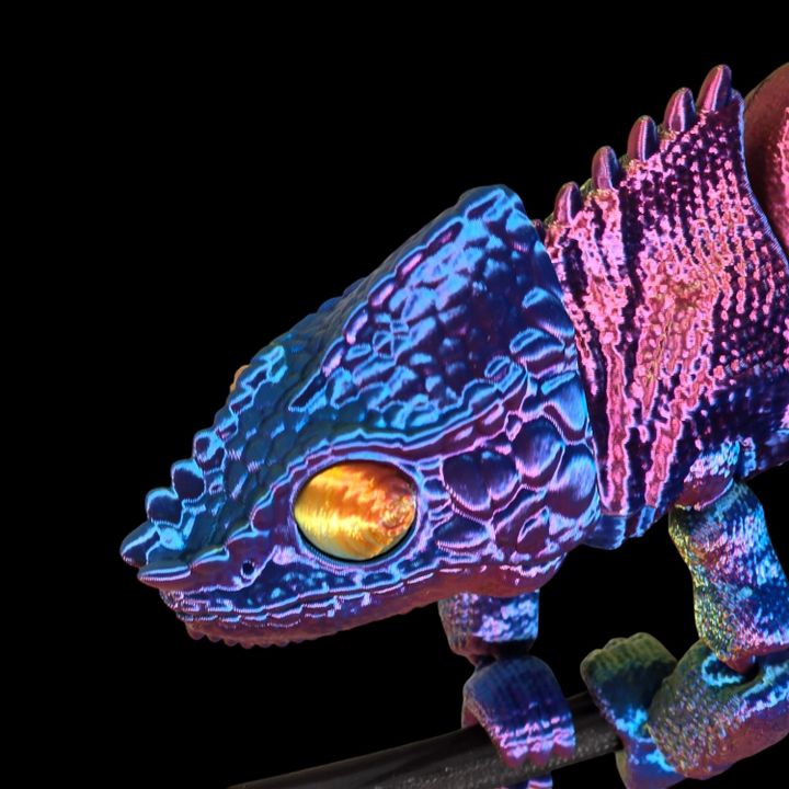 3D Printable Panther Chameleon/With Stand by RAKI-BOX