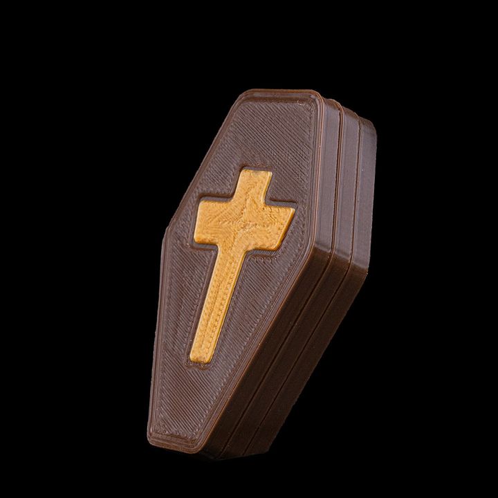 3D Printable Peek-a-Boo Coffin by Stlflix