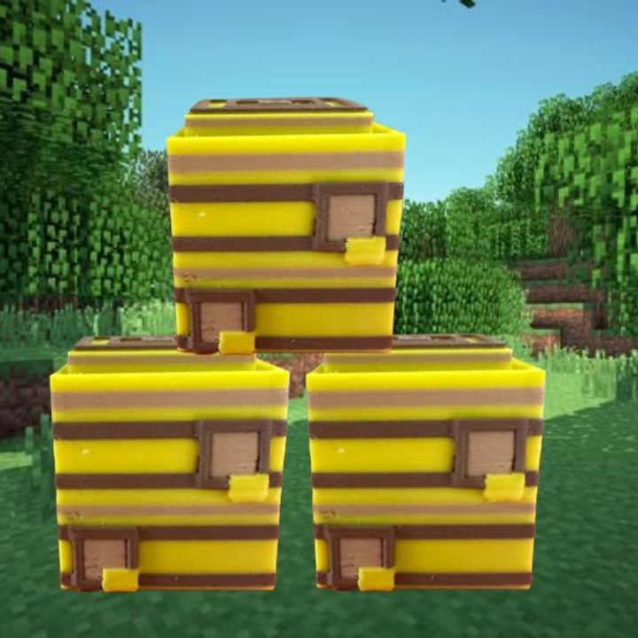 3D Printable Minecraft Beehive Clicker Fidget and Keychain by Jambaby ...