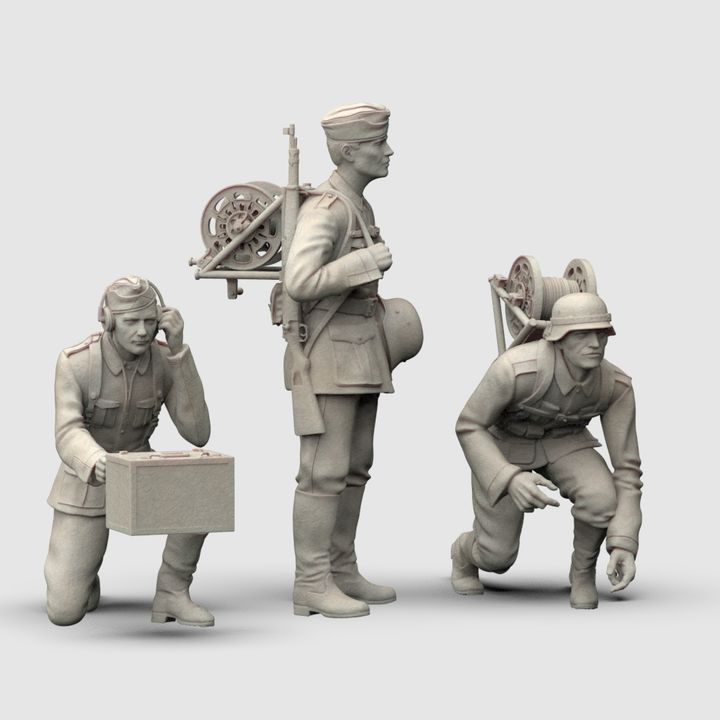 3D Printable German Soldiers radio operator and signalman by Dmitry ...