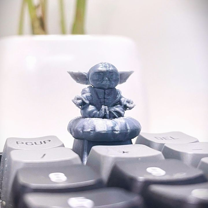 3D Printable Baby Yoda Keycap by Studio Tridimen
