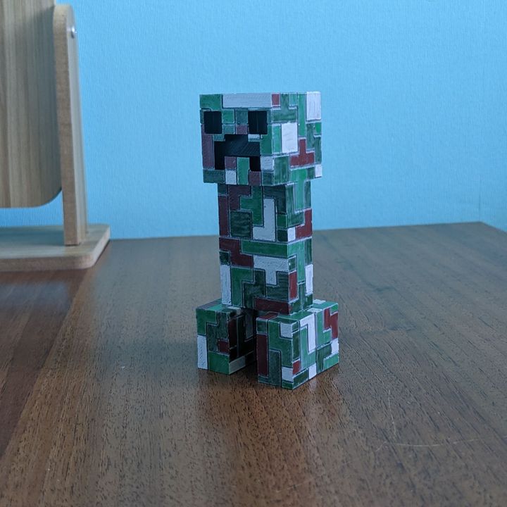 3D Printable Creeper – Snap Fit Minecraft-Inspired Figure by Daniel