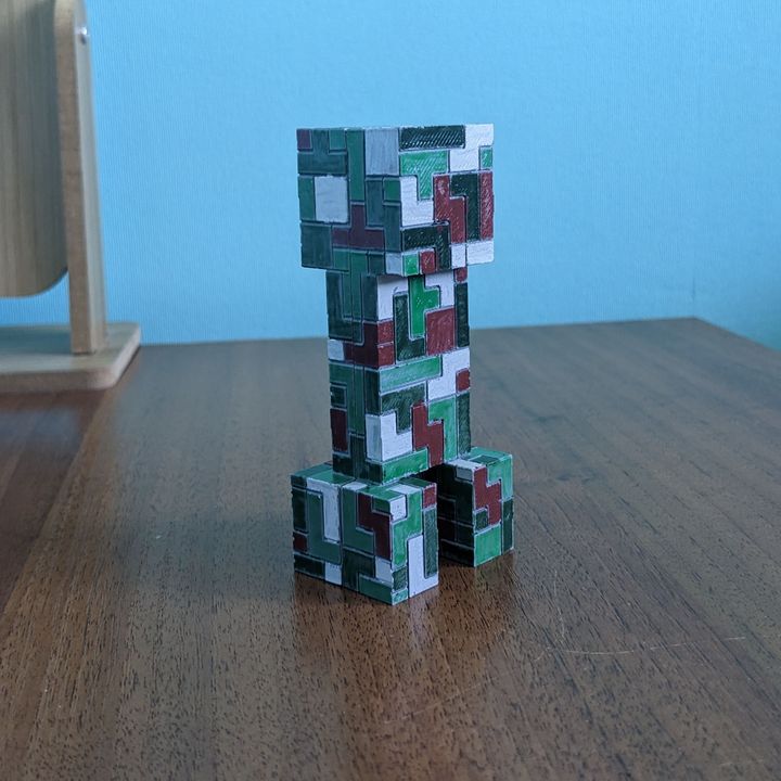 3D Printable Creeper – Snap Fit Minecraft-Inspired Figure by Daniel