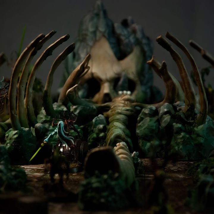 3D Printable Skull Altar by 3DHexes