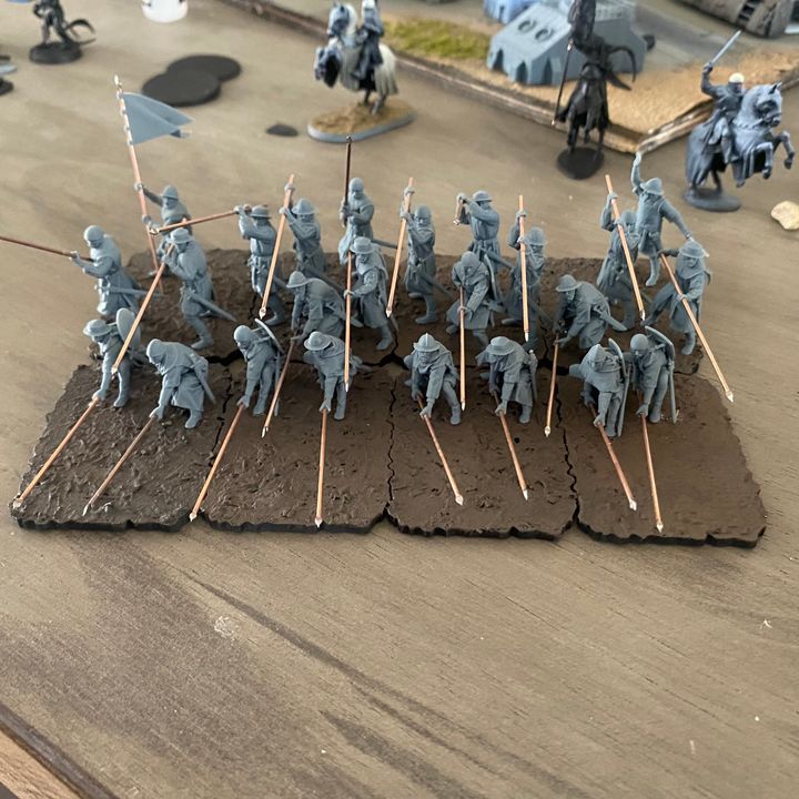 3D Printable 14th century Scottish Pikemen (and other weapons options ...