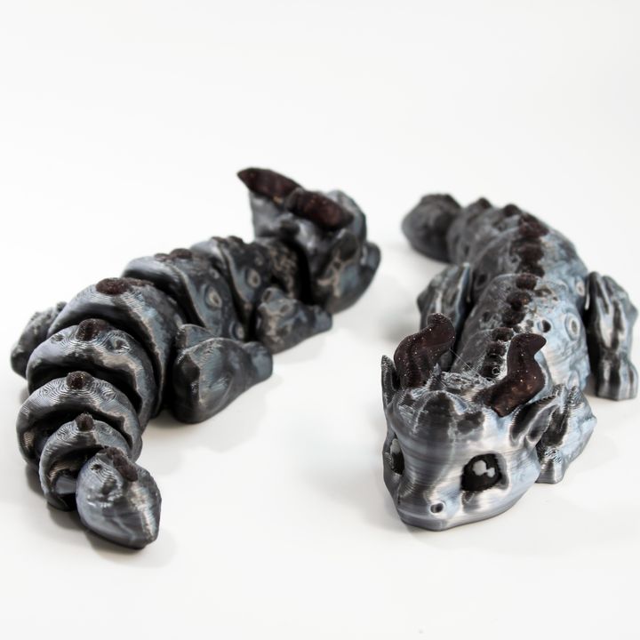 3D Printable Baby Moon Dragon by Teal Cat Creative