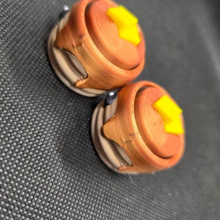 3D Printable Happy Pancakes Clicker Fidget and Keychain by Jambaby Designs