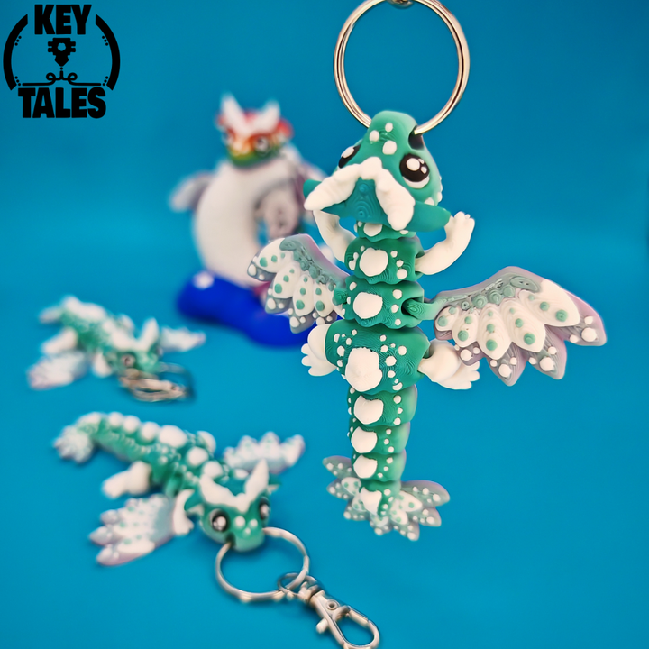 3D Printable The Dragon Bianca and the Moon (flexi keychain, mini ...